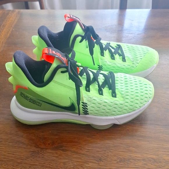 Nike | Shoes | Lebron Witness 5s Green Color | Poshmark
